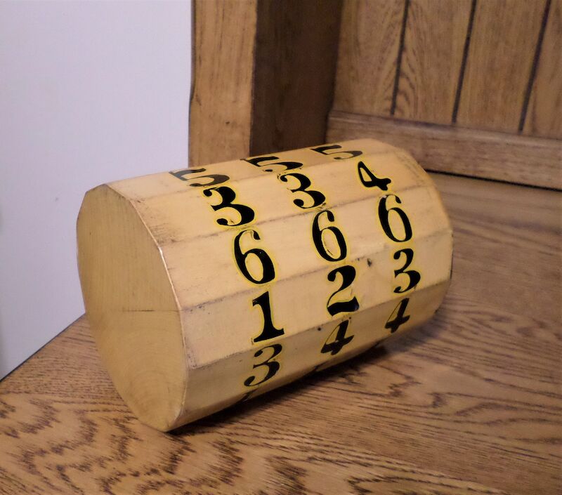 Chuck-a-Luck · Ways To Play